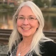 Vicki Lynn, Intuitive Life Coach/Medium - Alignable