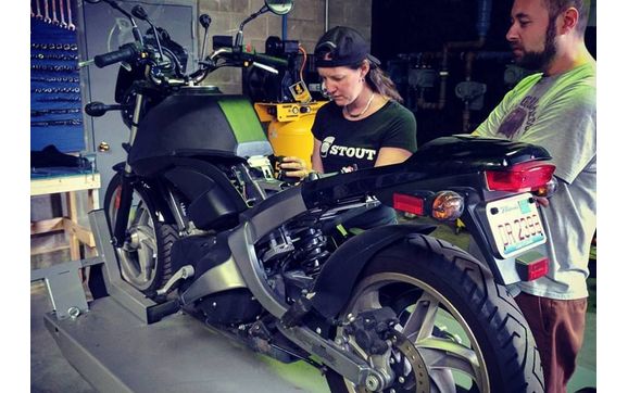Basic Motorcycle Maintenance Class by Gearhead Workspace in Chicago, IL ...