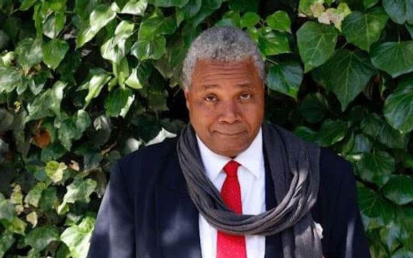 Darryl Maximilian Robinson Wins 2024 Broadwayworld Los Angeles Award ...