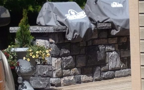 Muskoka Granite Square Pattern Veneer by Keystone Granite in Huntsville ...