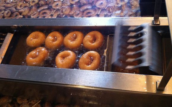 freshly made mini donut take home favors by Donut Lab in New York, NY ...