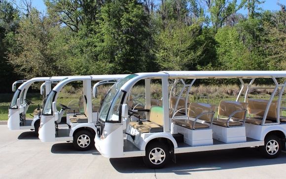 BIntelli 15 Passenger Electric Shuttle by Bintelli Electric Vehicles ...