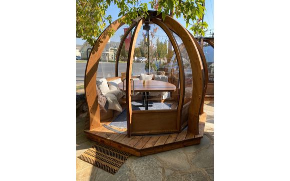 Dining Pods for restaurants and resorts by Insight Exhibits and Insight ...