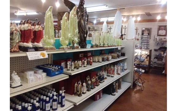 Gift Shop by World Apostolate of Fatima / Blue Army Shrine in ...