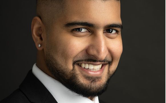 Professional headshots by Kyle Cong Photography in Coquitlam, BC ...