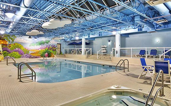 Pool by Holiday Inn Express Winnipeg Airport - Polo Park in Winnipeg ...