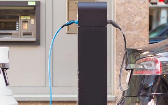 Borne de recharge de véhicules électriques by Entreprises Rolais ...
