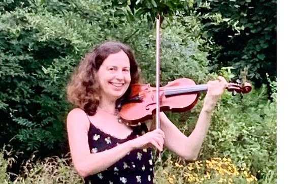 Professional Violinist and Music Teacher by ViolinLiz Music in New ...