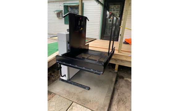 Wheelchair lift by Universal Design Solutions LLC in Jacksonville, FL ...