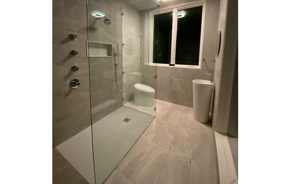Solid surface pans and wall panels by Shower Pans, LLC in Jasper, GA ...