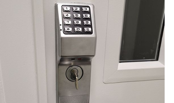 Keypad Lever and Keypad Deadbolt Installation by Alcatraz Locksmith in ...