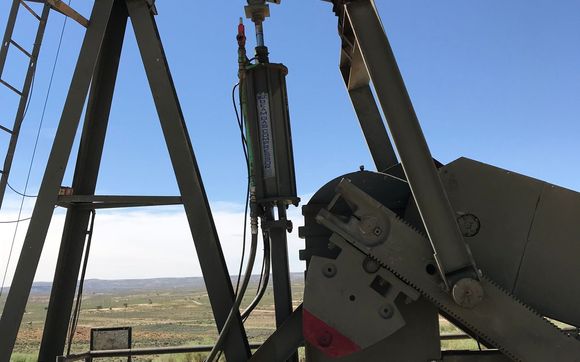 Beam Gas Compressor that works off the movement off the movement of the ...