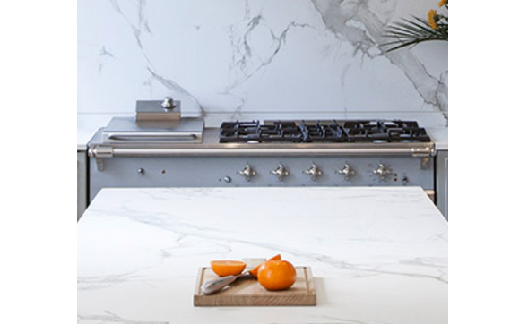 Countertop, backsplash, tile, wet wall by VIRO Design & Finishes in ...