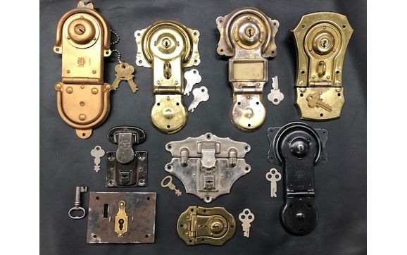 Keys to old steamer trunk locks by Brettuns Village in Lewiston, ME ...