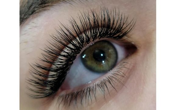 Hybrid Set by Minimalist Lash Studio in Houston, TX - Alignable