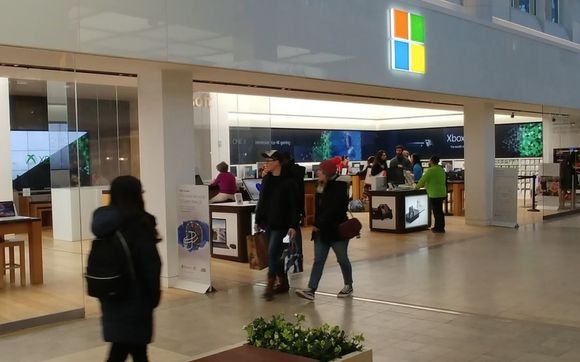 Microsoft retail large scale digital signage by Al Cota Video Content ...