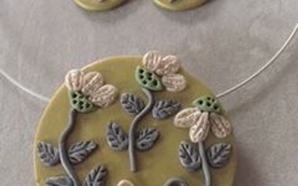 Teaching how to use polymer clay by Jewelry & Clay Works in New York ...