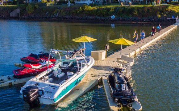 Modular Floating Dock Systems by Seasonal Solutions in Lake Preston ...
